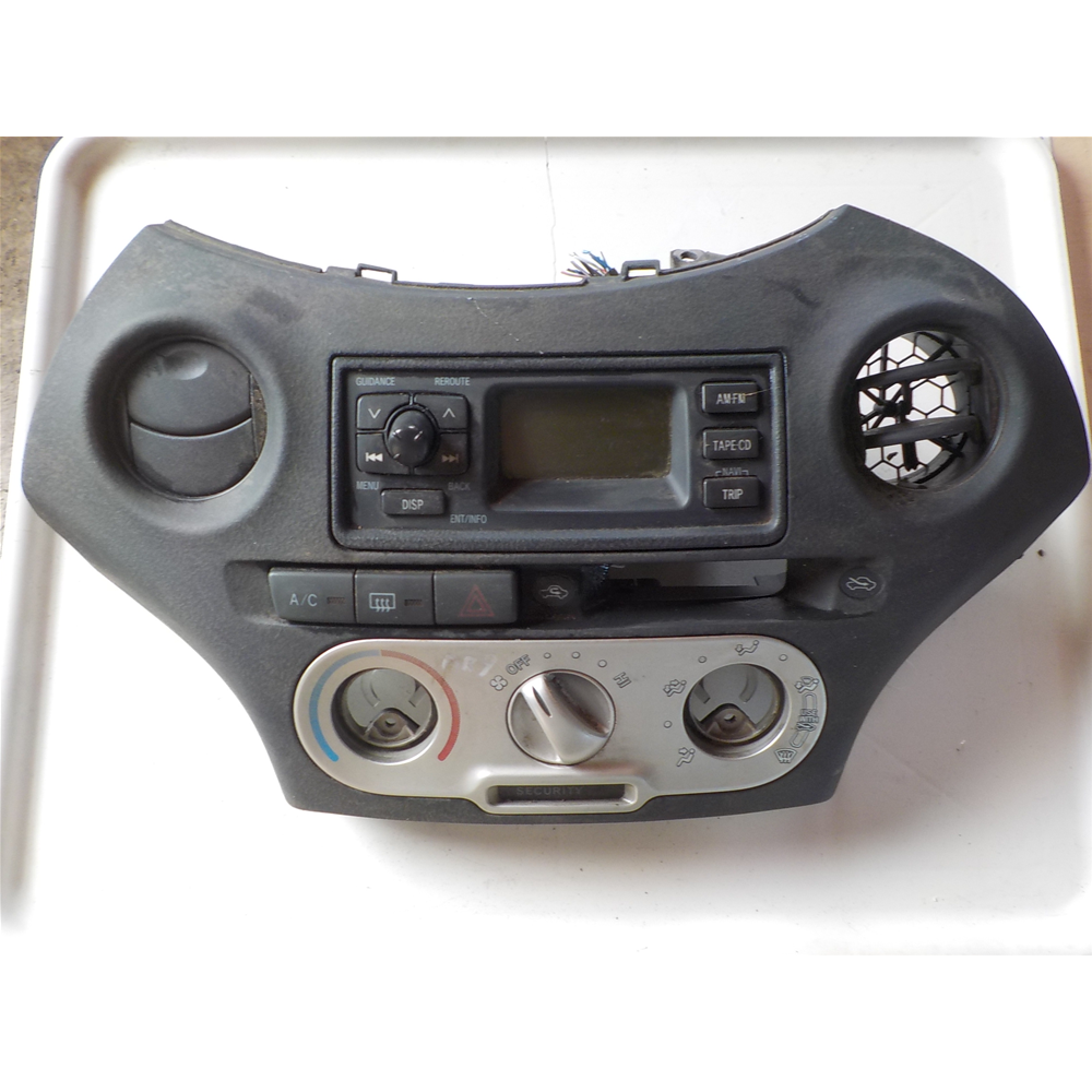 8611052140 - AUTORADIO COMPUTER DI BORDO TOYOTA YARIS DAL 2000 COD ...